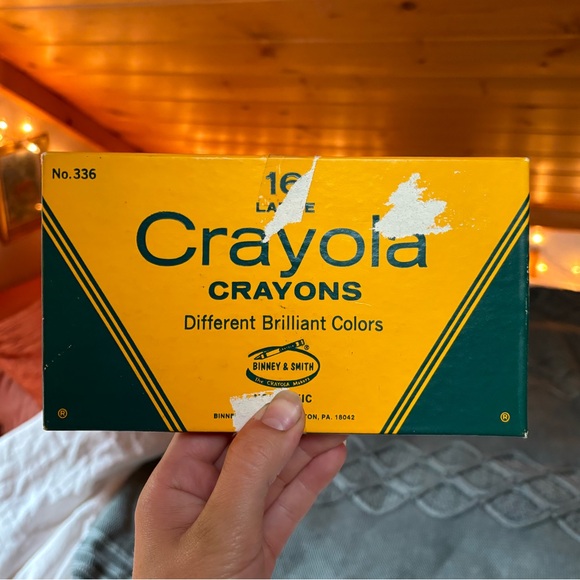 Crayola | Office | Brand New Vintage Set Of Large Crayola Crayons ...